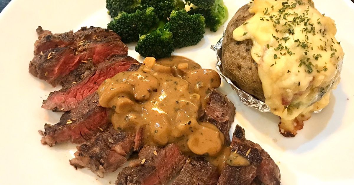 Resep steak dan kentang menu rumahan enak dan mudah - Cookpad