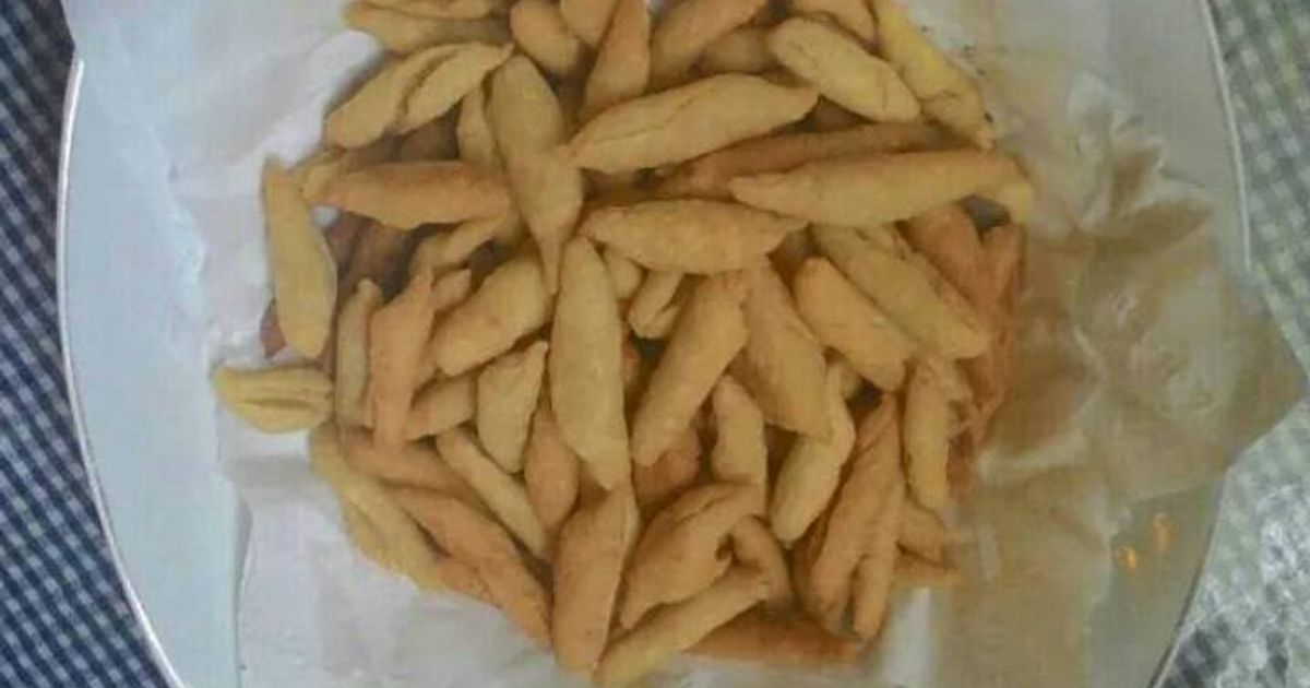 Resep Kue Stik Keju oleh Wenni Esye - Cookpad