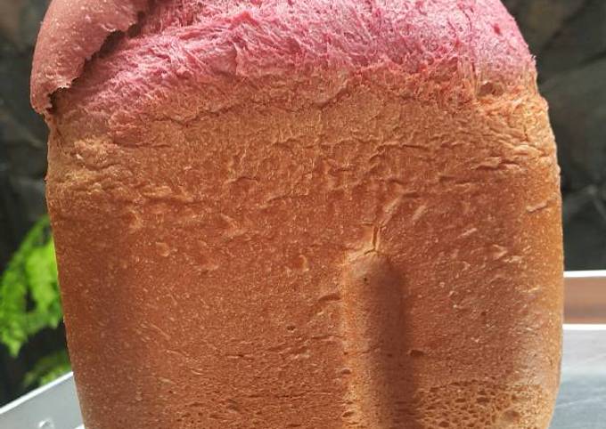 Resep Red Velvet Bread with Breadmaker oleh Tresna Patriani - Cookpad