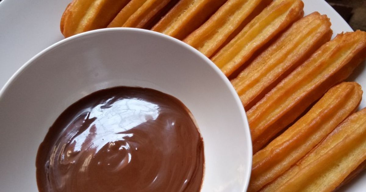 Resep Churros No Mixer & Saus Coklat oleh Maylisha - Cookpad