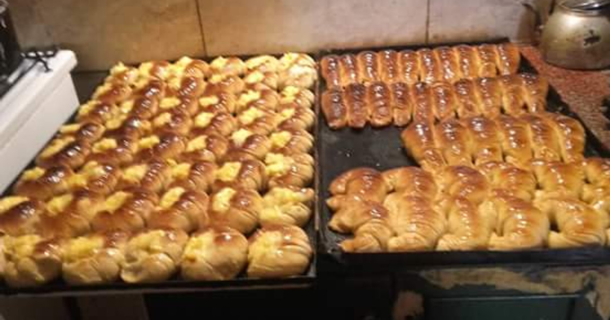 Facturas Y Medialunas Caseras Receta de Franco Riveros- Cookpad