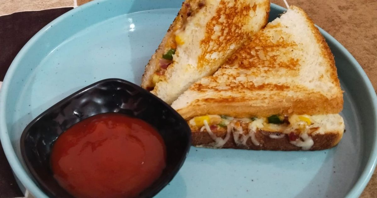 Corn Cheese Grill Sandwich Recipe by Preeti V. Salvi - Cookpad