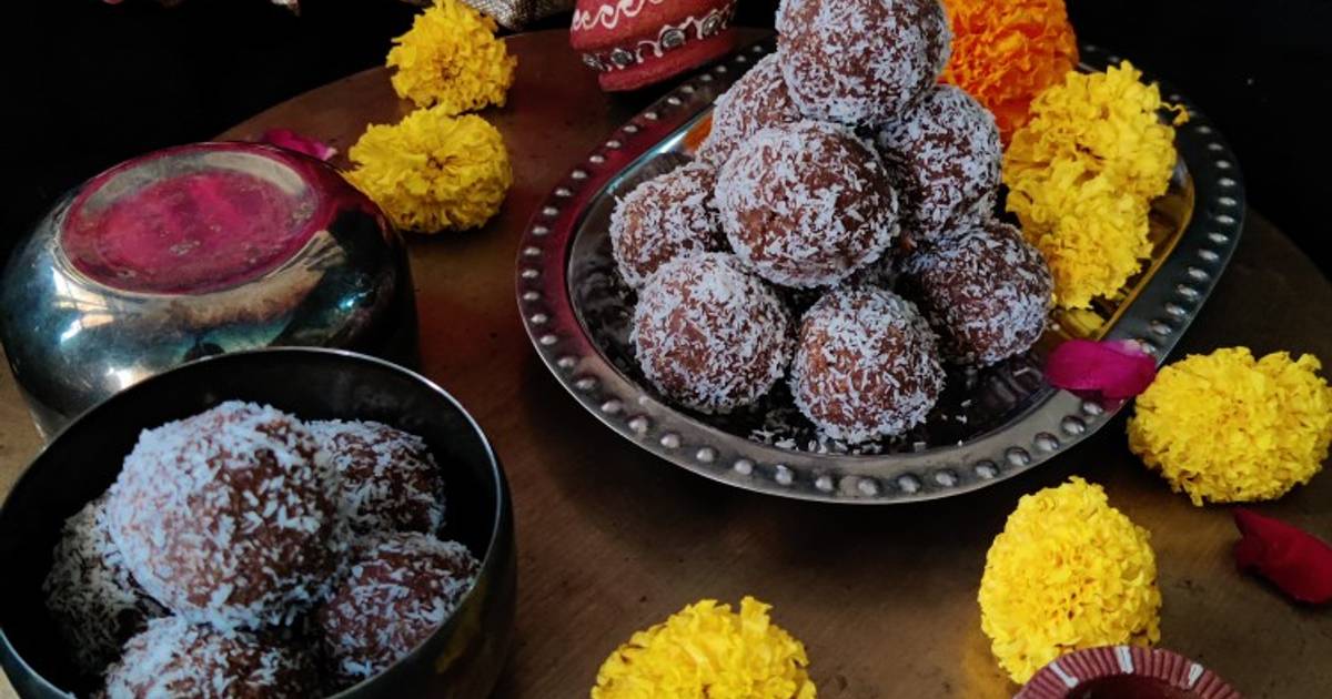Disha Prashant Chavda દ્વારા રેસીપી ચોકલેટ કોકોનટ બોલ્સ (Chocolate ...
