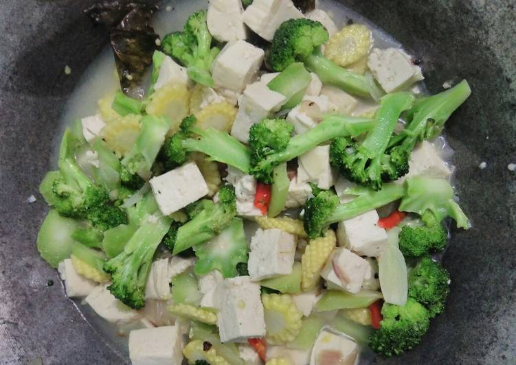 Resep Sayur brokoli tahu oleh Dapur Maya - Cookpad