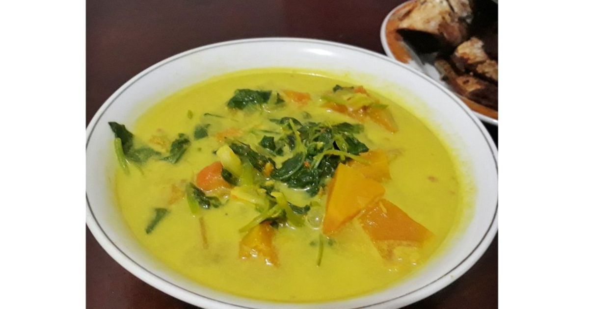 Resep Gulai Lemak Labu Bayam oleh Raja Nurul Huda - Cookpad