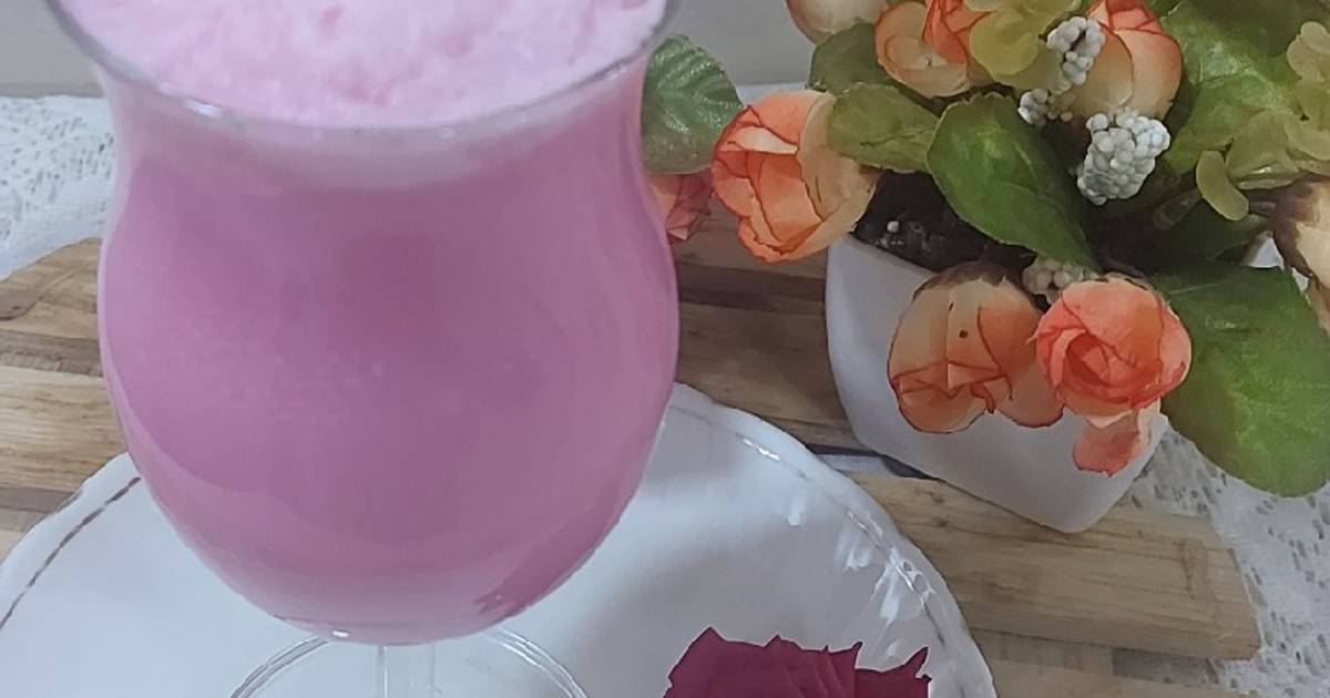 Rose 🌹lassi Recipe by Nargis shaikh Shaukat - Cookpad
