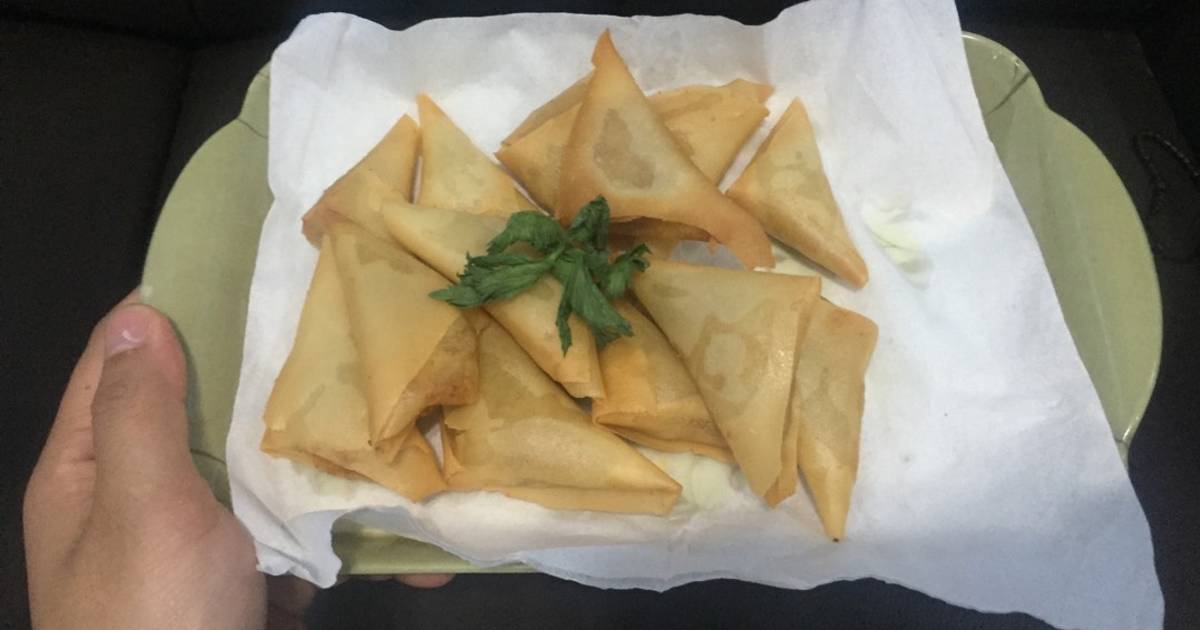 Resep Samosa kentang ayam oleh Windi Andika - Cookpad