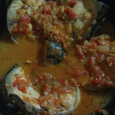 Bagre en Salsa Receta de Fernando Malaver - Cookpad
