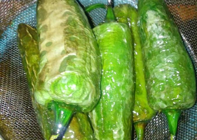Como tatemar los chiles poblanos y cuaresmenos ahorrando tiempo Receta ...