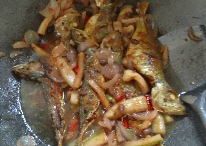 Resipi Ikan taucu simple oleh Intan Azian - Cookpad
