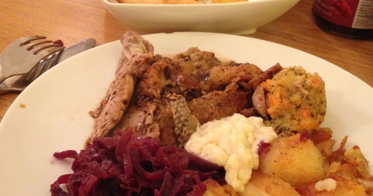 Roast Duck With Braised Red Cabbage And Bread Sauce Recipe by Joanne ...