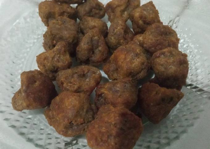 Resep Bakso goreng sapi pakai tepung krispi instan oleh Anisa - Cookpad