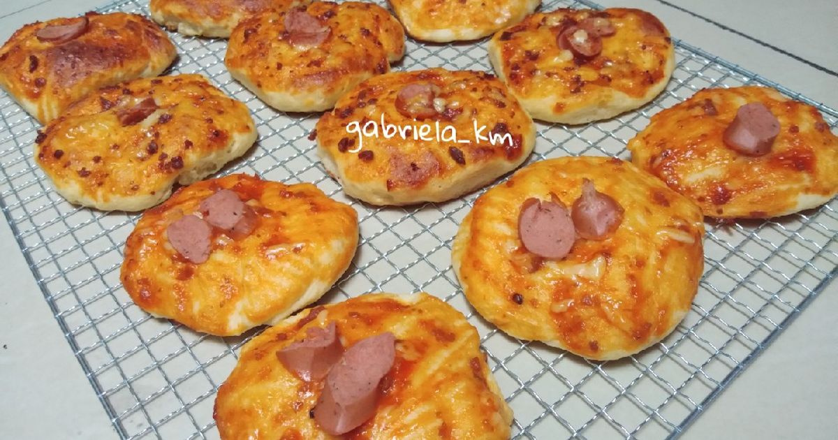 Resep Roti Pizza Mini oleh Gabriela Katya Milanda - Cookpad