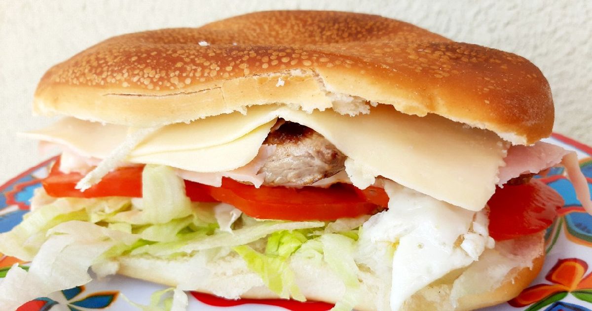 Sándwich De Cuadril Completo Receta de Norali - Cookpad