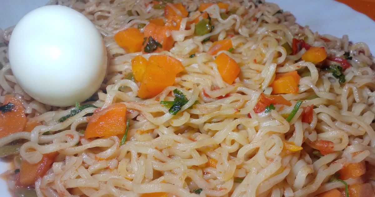 Fried Noodles Recipe by Beryl otieno - Cookpad
