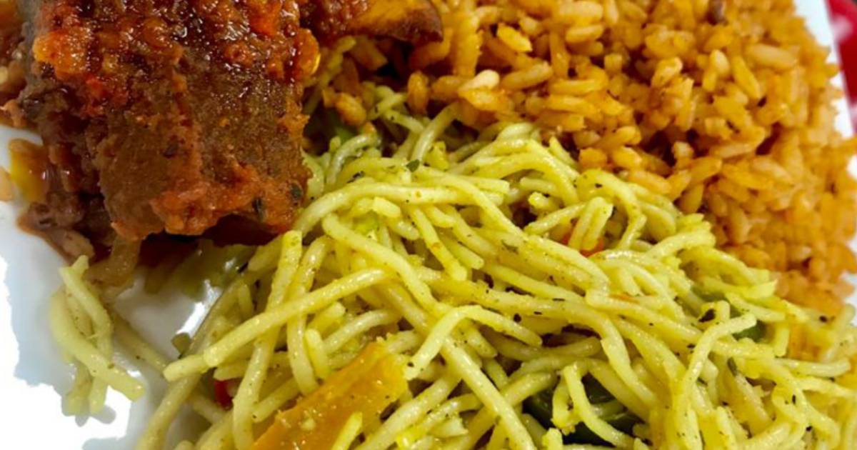 Spagetti and jollof rice Recipe by Long spoon - Cookpad