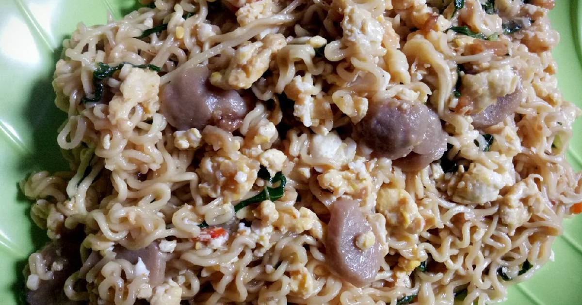 Resep Indomie Goreng Tumis Pedas Praktis oleh sendiindriana - Cookpad