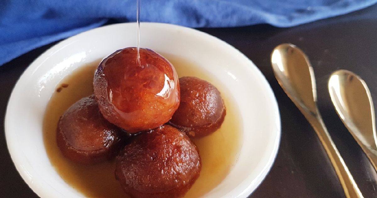 Sweet Potato Gulab Jamun Recipe by Maria Emmanuel - Cookpad