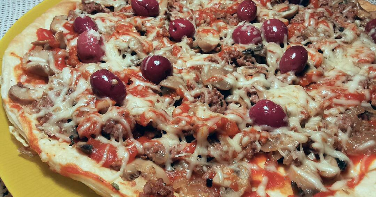 Pizza De Hojaldre Con Ternera Picada Y Champiñones Receta de Alexis ...