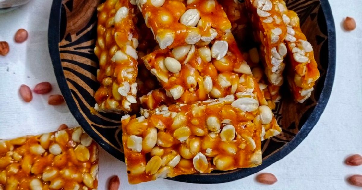 Peanut Groundnut Chikki Recipe by spicequeen - Cookpad