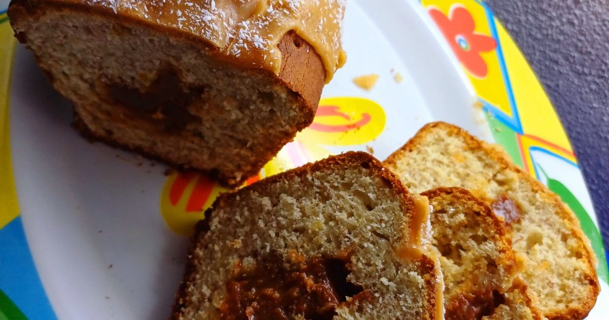 Budín De Banana 🍌 Relleno Con Dulce De Leche Receta de Valeria Banegas ...