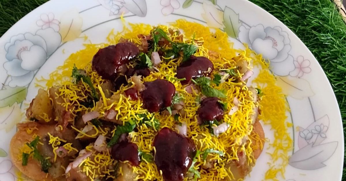 Sweet Potato Papry Chat Recipe by Nargis shaikh Shaukat - Cookpad