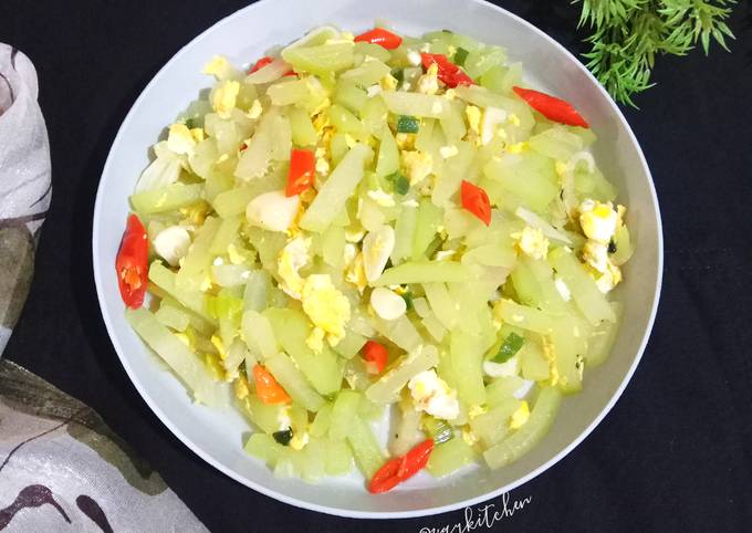 Resep Tumis Labu Siam Telur oleh Vay Kitchen - Cookpad