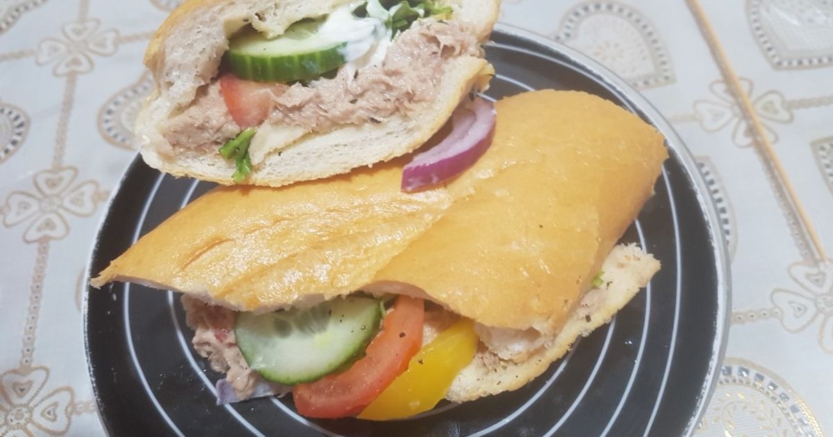 Tuna Baton Sandwich Recipe by Umluq Mohamed - Cookpad