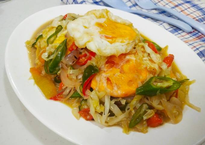 Resep Ceplok Telor Masak Santan oleh Shanty Yuniar - Cookpad