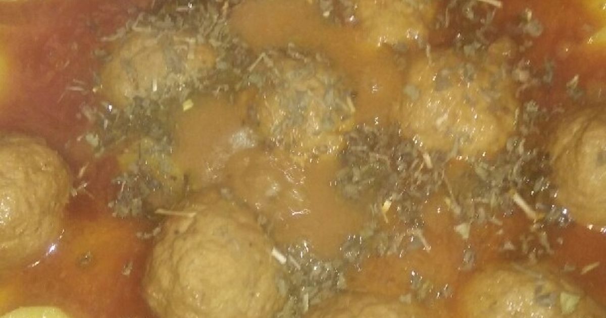 Koftay Aloo Ka Salan Recipe by Sadia Asif - Cookpad