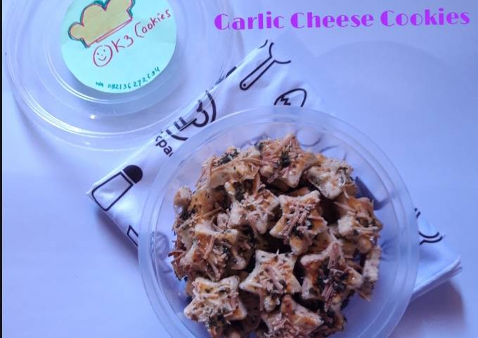 Resep Garlic Cheese Cookies oleh Sri suharyaningsih - Cookpad