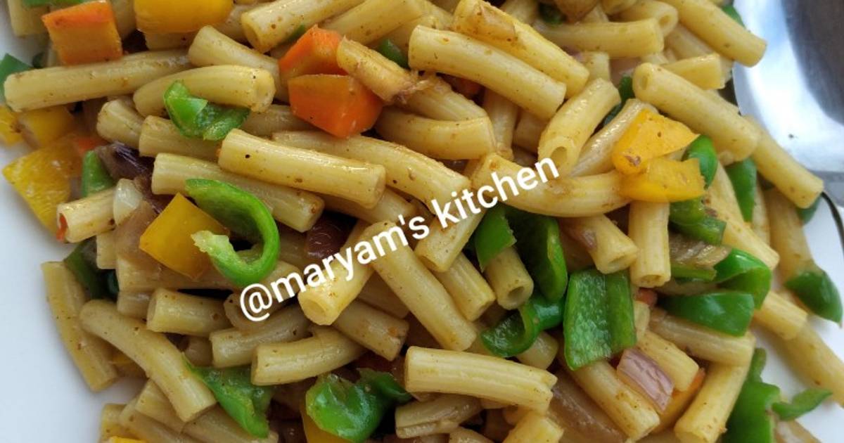 Stir fried pasta Recipe by Maryam's Kitchen - Cookpad