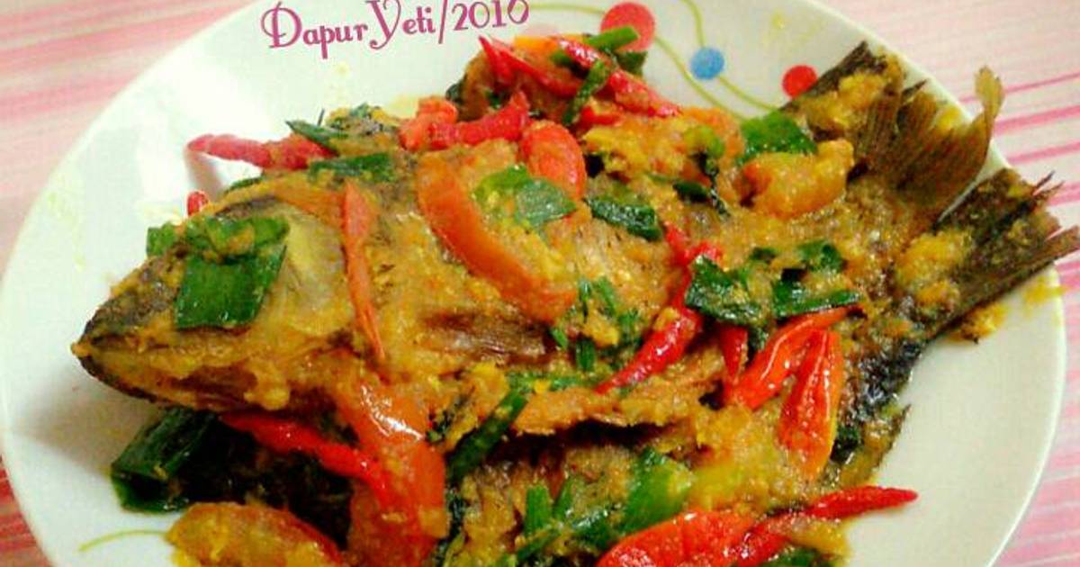 Resep Ikan Bumbu Kuning oleh Yetiy Ayu Ningrum - Cookpad