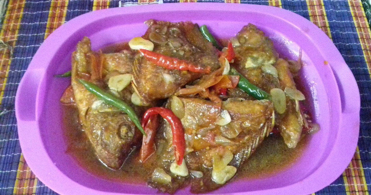 Resep Ikan Nila Cabe Hijau oleh Titik yuniarti - Cookpad
