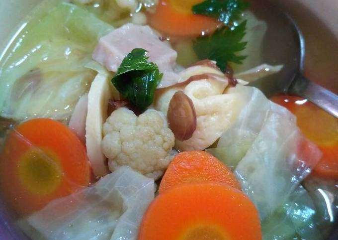 Resep Sop sederhana simple enak oleh Vania Mahdicka E - Cookpad