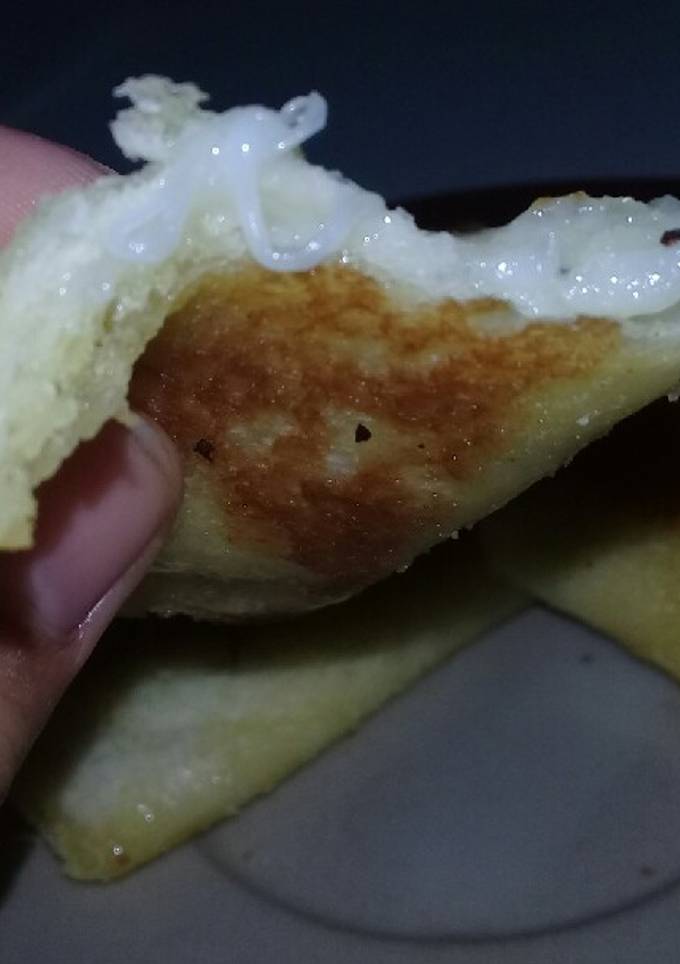 Resep Roti Bakar Lumer 3 bahan oleh grnn - Cookpad