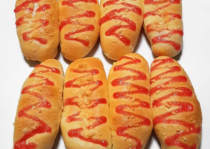 Resep Roti Lonjong Selai Stroberi oleh Khalfi Adhistiana Putri - Cookpad