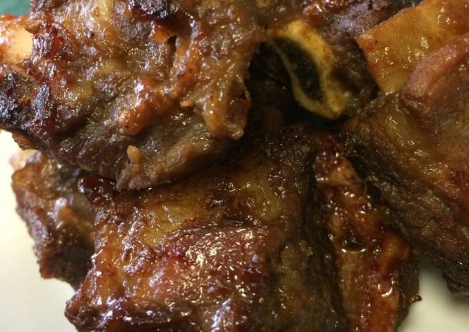 Resep Iga bakar oleh putu dewi suarda - Cookpad