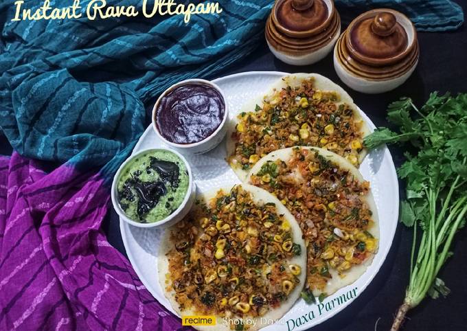 Instant Rava / Suji Uttapam Recipe by Daxa Parmar - Cookpad