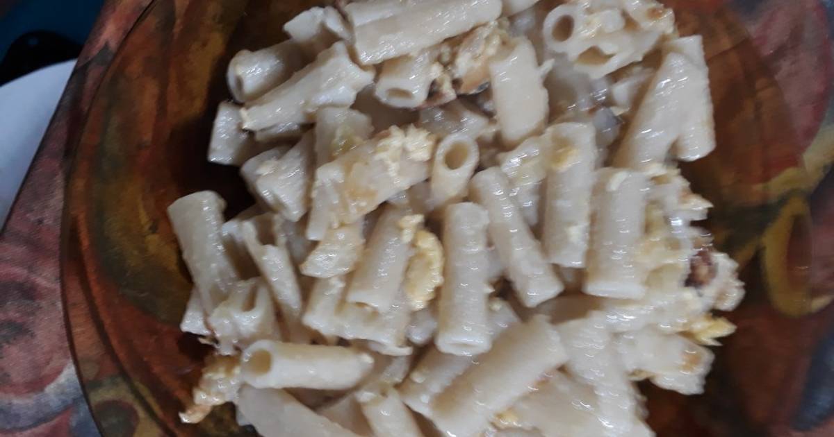 Fideos con huevos y cebolla Receta de Juan Carlos Rolshausen- Cookpad