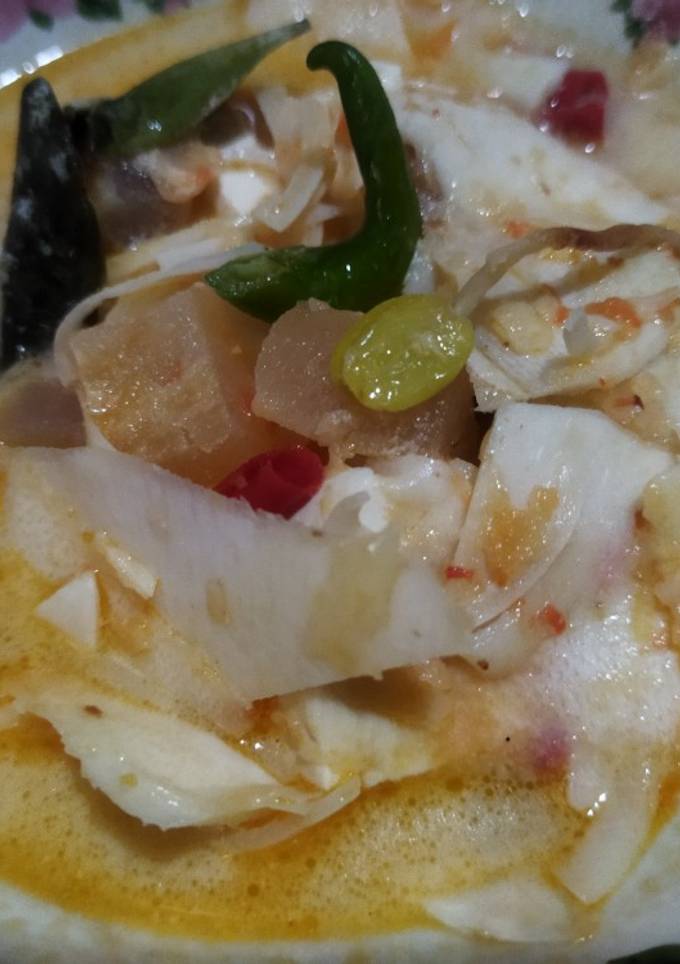 Resep Lodeh bung cecek dan tempe oleh Ahmi Ami - Cookpad