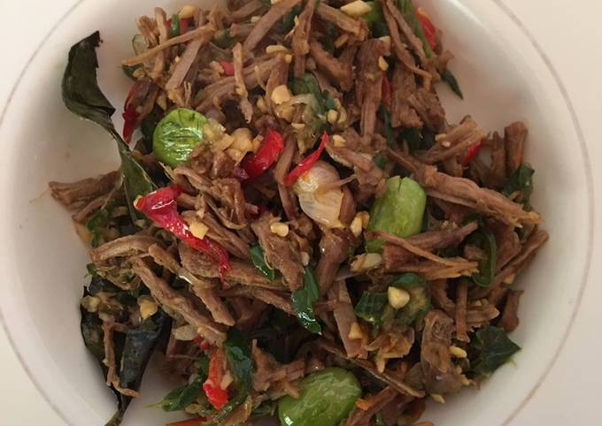 Resep Daging suwir pedas + pete simple oleh Hanifa Assaidi - Cookpad