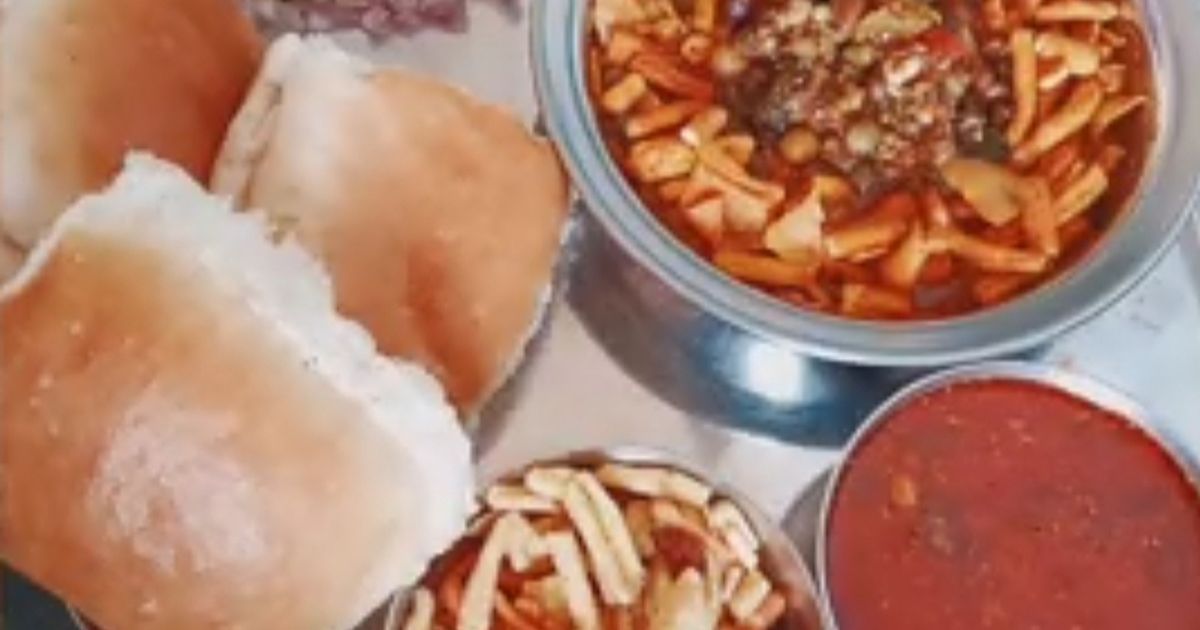 Bombay Mix Usal Misal Recipe by Nisha's Cookpad & More - Cookpad