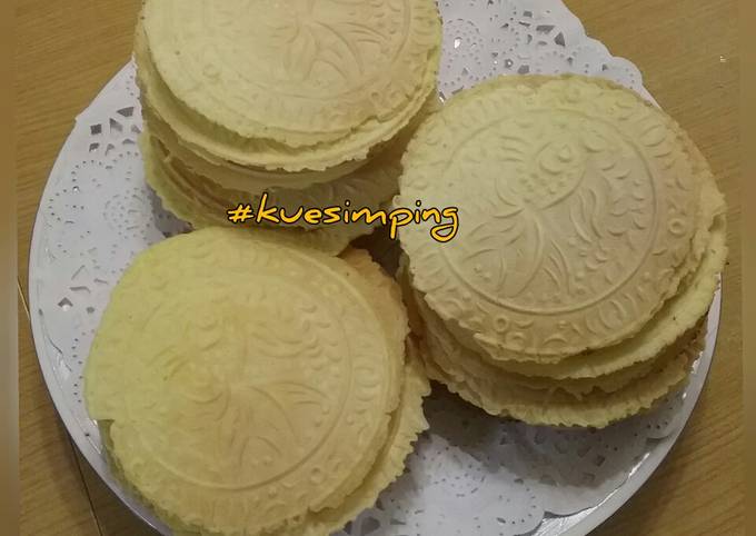 Resep Semprong kue simping oleh Dwi Monica Puspita Sari - Cookpad