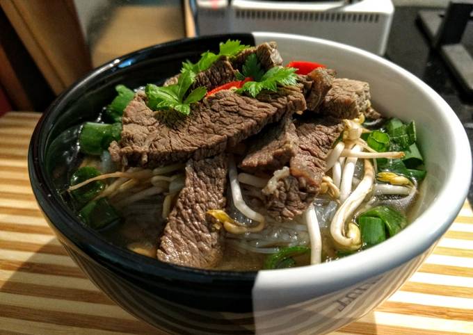 Resep Soto Sapi simpel oleh pawonku.cilik - Cookpad