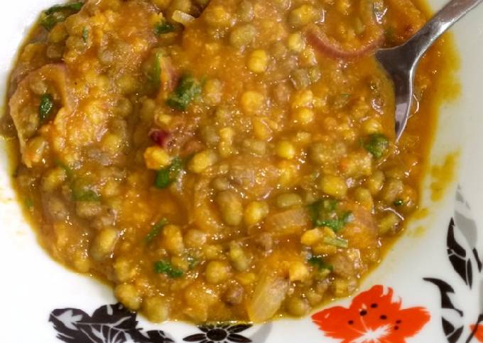 Ndengu stew Recipe by Racquel Gakenia - Cookpad