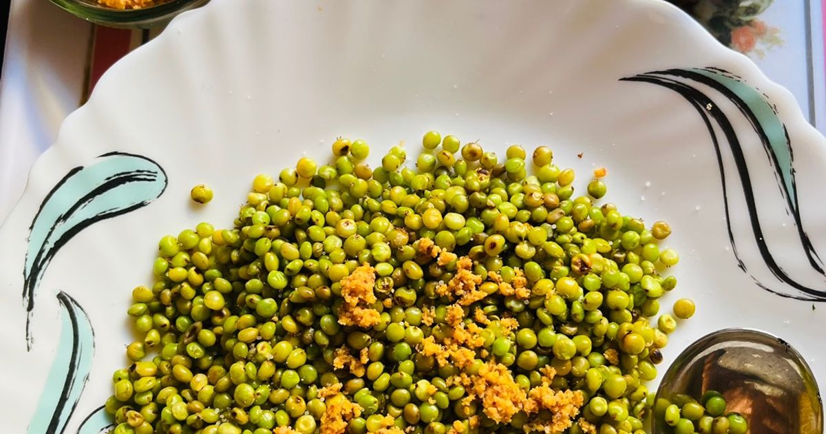 Roasted Hurda With Peanut Chutani Salted Hing And Jaggery Recipe by ...