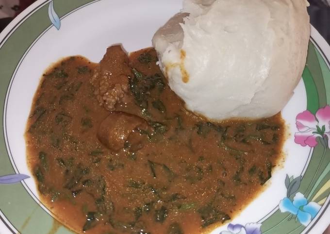 Pounded yam and ogbono soup Recipe by Farida M. Abaji - Cookpad