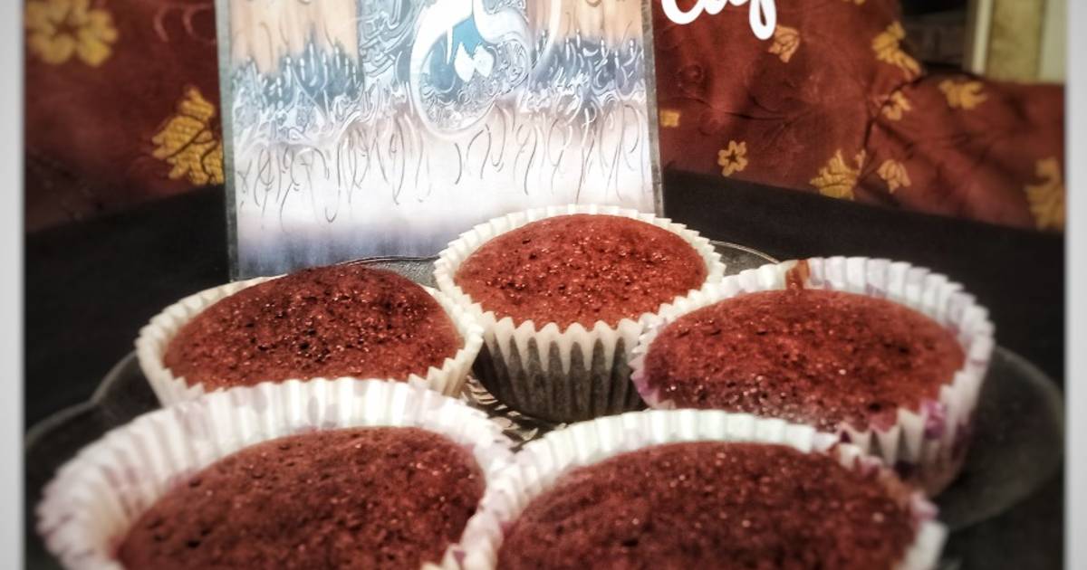 Chocolate cup cakes Recipe by Javeria Mateen - Cookpad