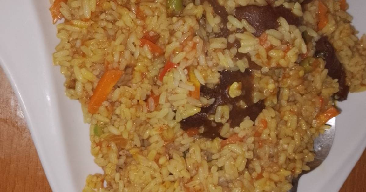 Fried jollop rice girki daga Mom Nash Kitchen - Cookpad